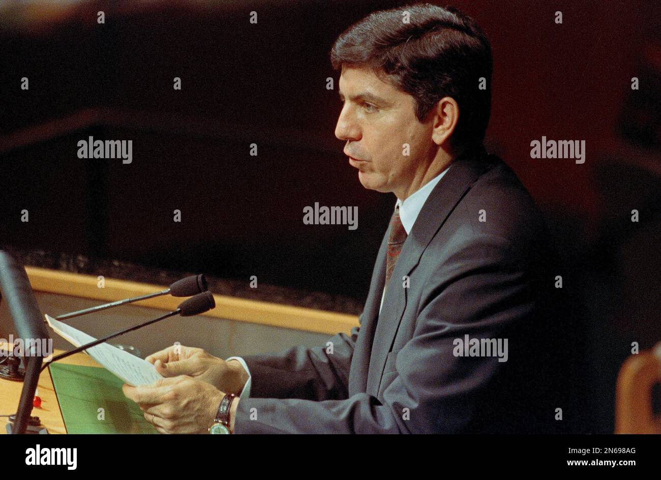 Colombian President Cesar Gaviria Trujillo addresses the 47th session ...