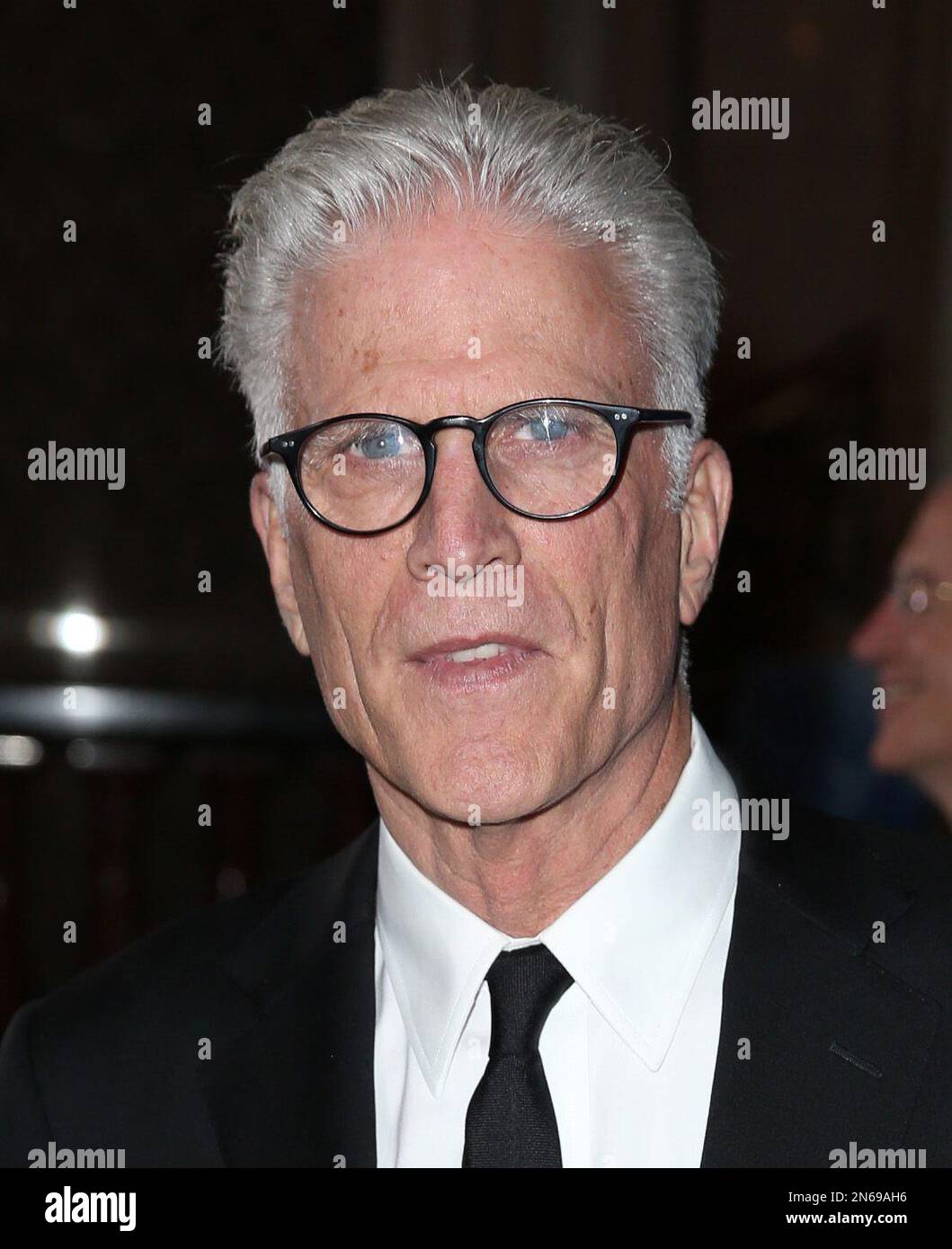 Ted Danson arrives at the Oceana's Partners Award Gala at the Beverly ...