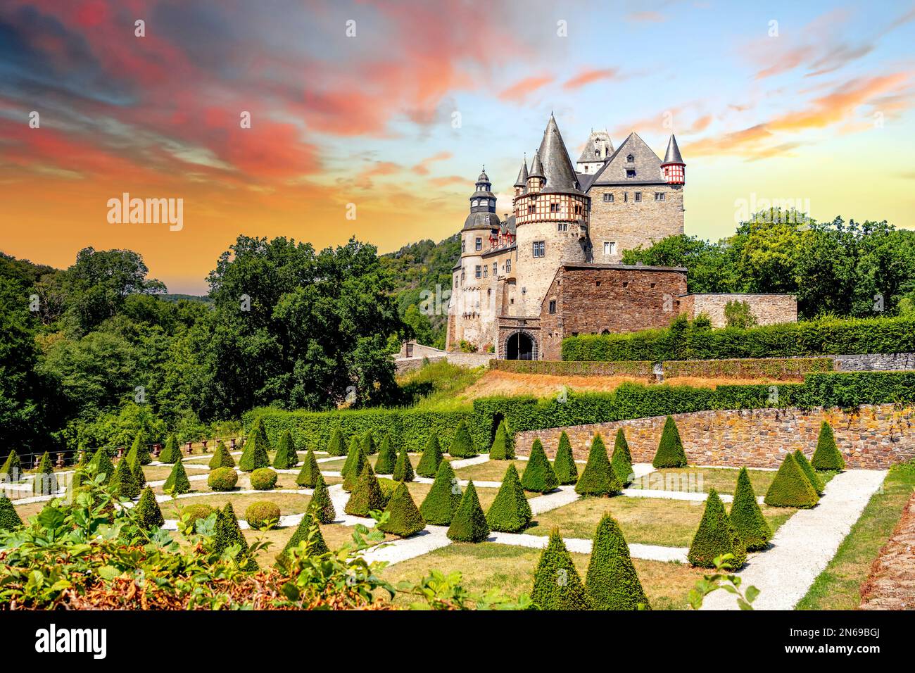 Mayen architecture hi-res stock photography and images - Alamy