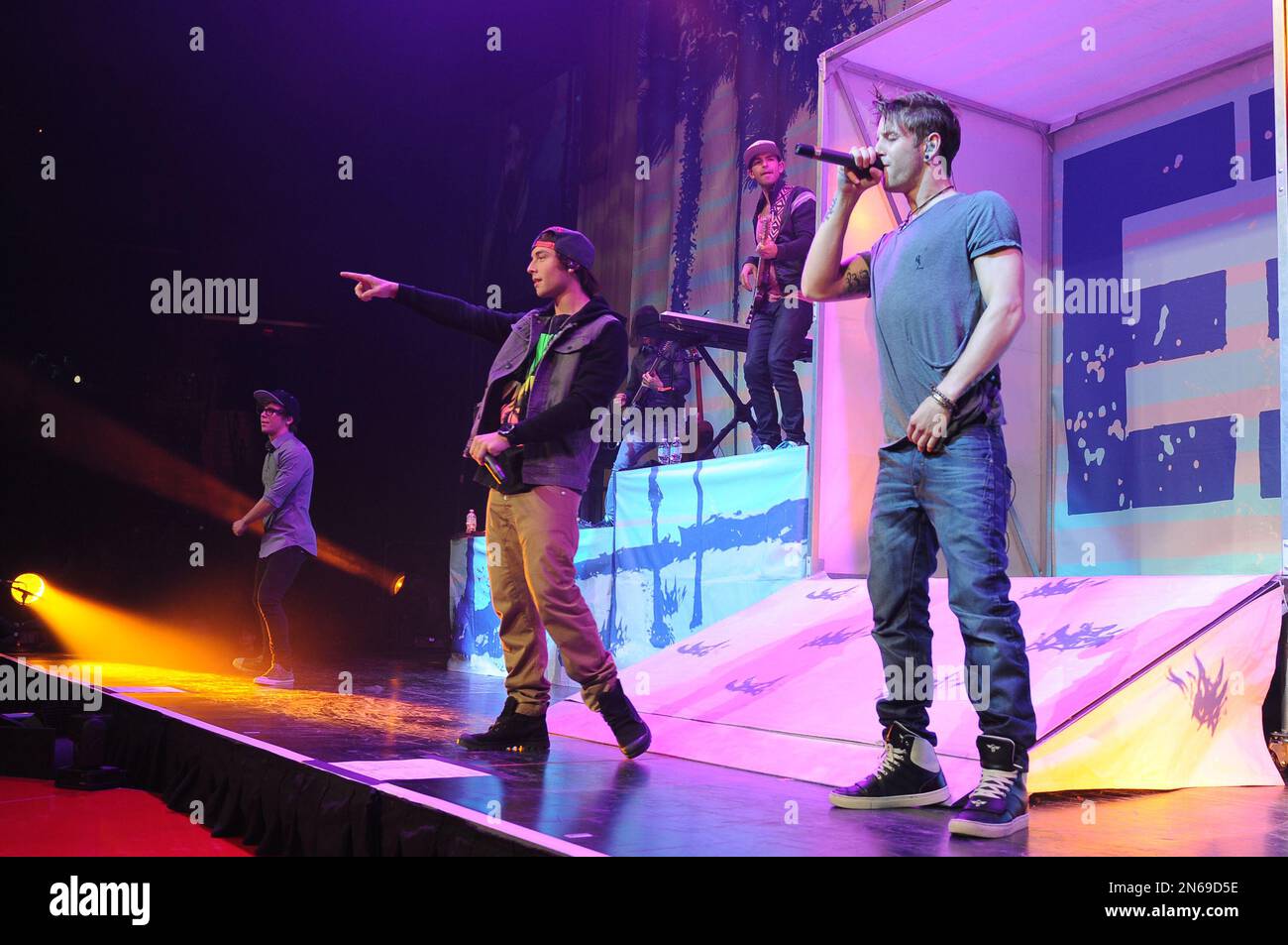 Wesley Stromberg, Drew Chadwick and Keaton Stromberg of Emblem3 perform ...
