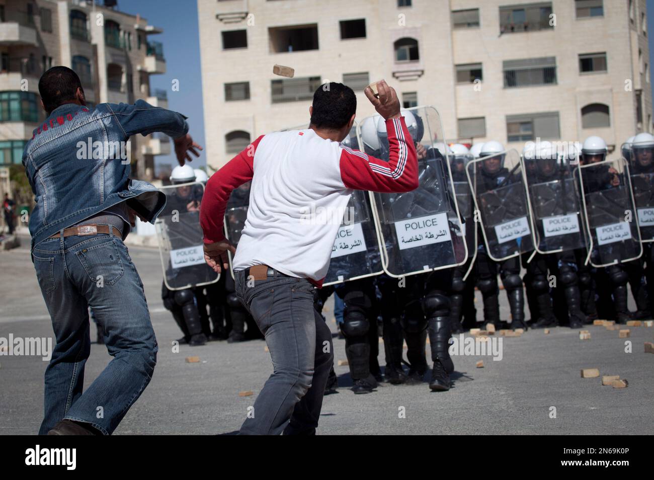Palestinian police special forces perform tactical drills for a ...