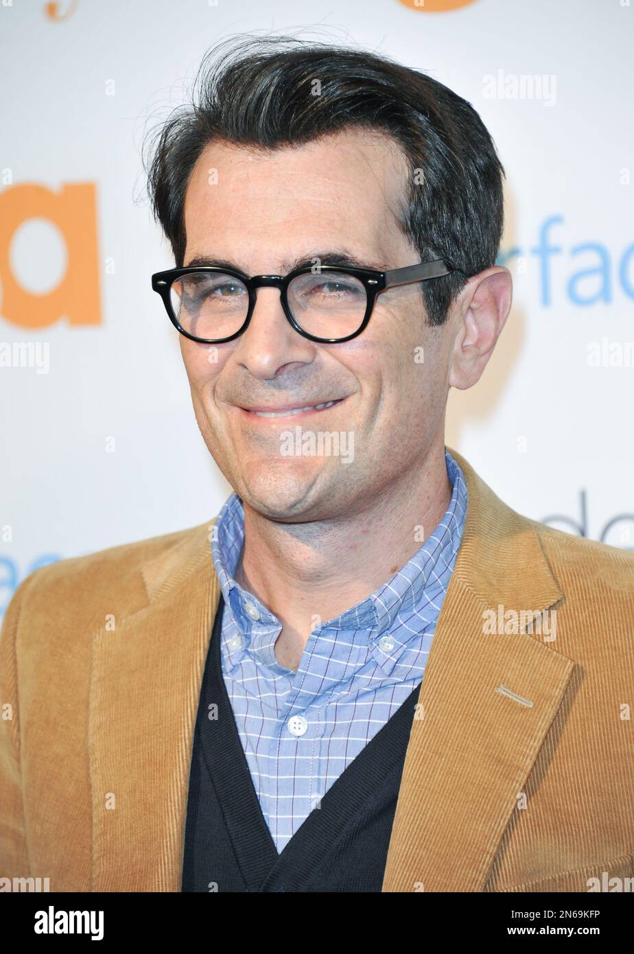 Ty Burrell arrives at "Modern Family" Fan Appreciation Day at the ...