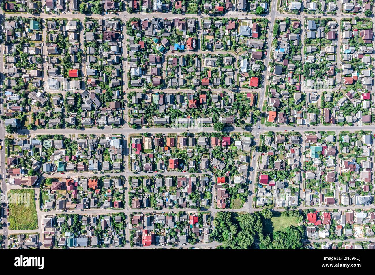 Aerial view residential rooftops hi-res stock photography and images ...
