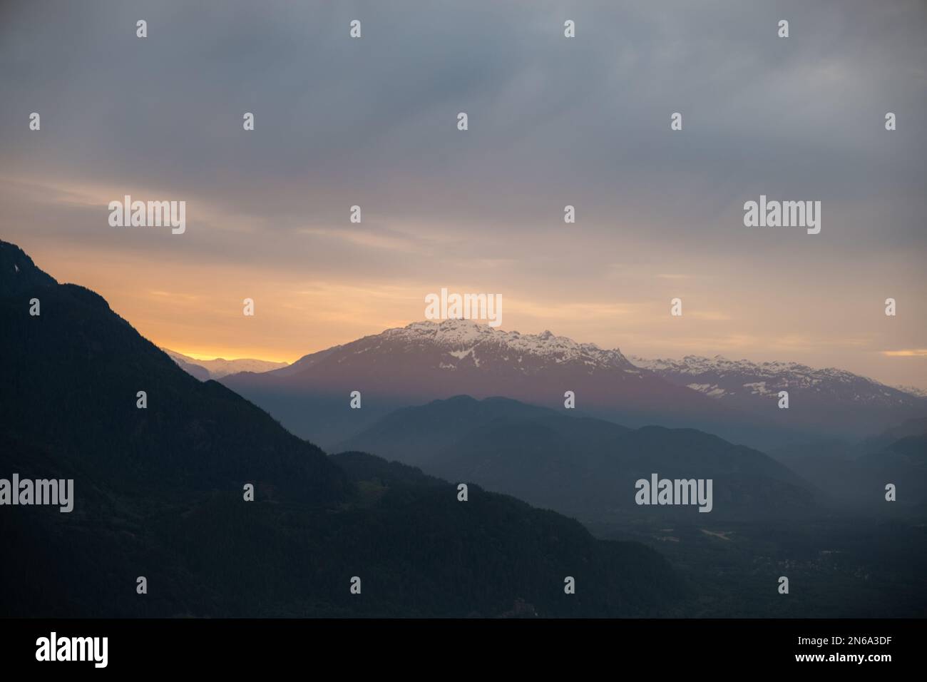 British columbia at sunset hi-res stock photography and images - Alamy