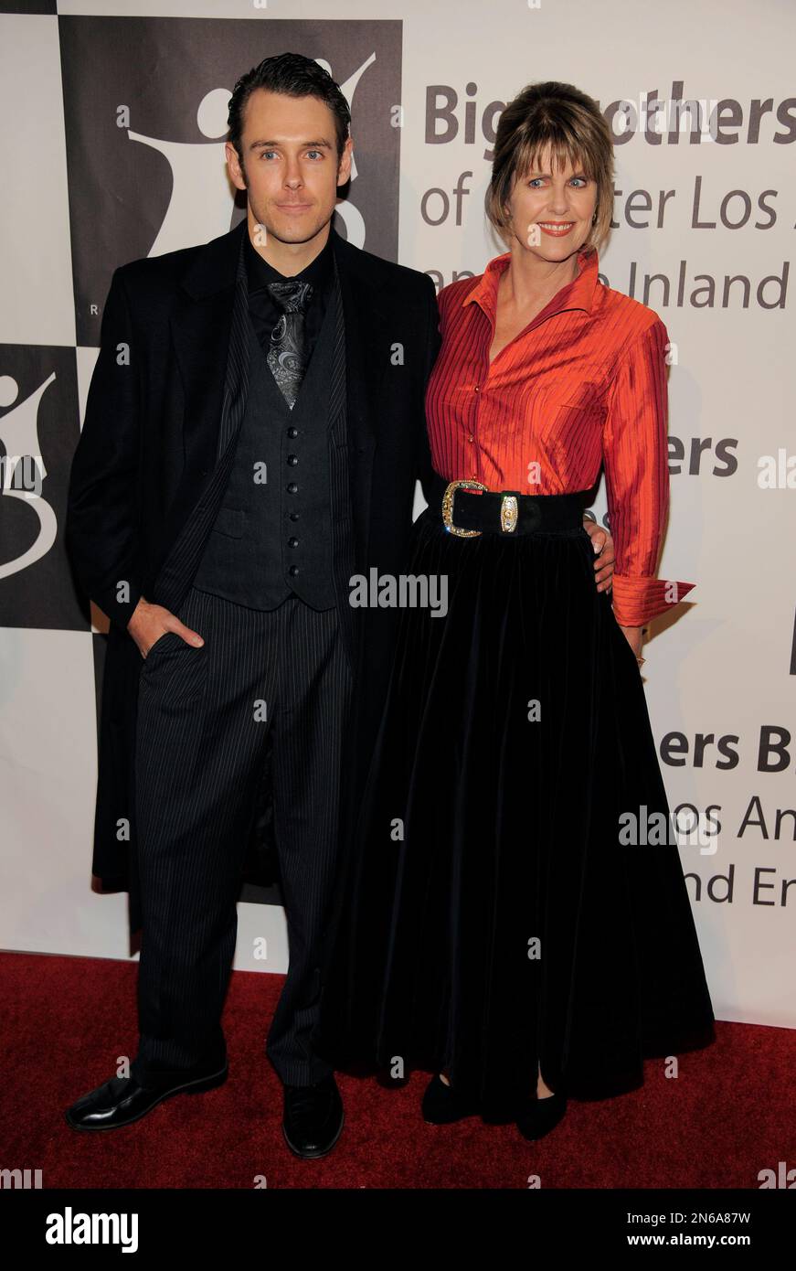 Actress Pam Dawber and her son Sean Harmon pose together at the Big ...