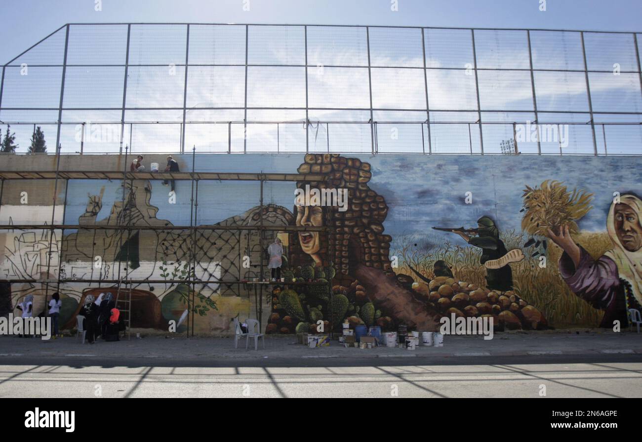 Palestinian artists paint a 1,000 square meter mural to symbolize ...