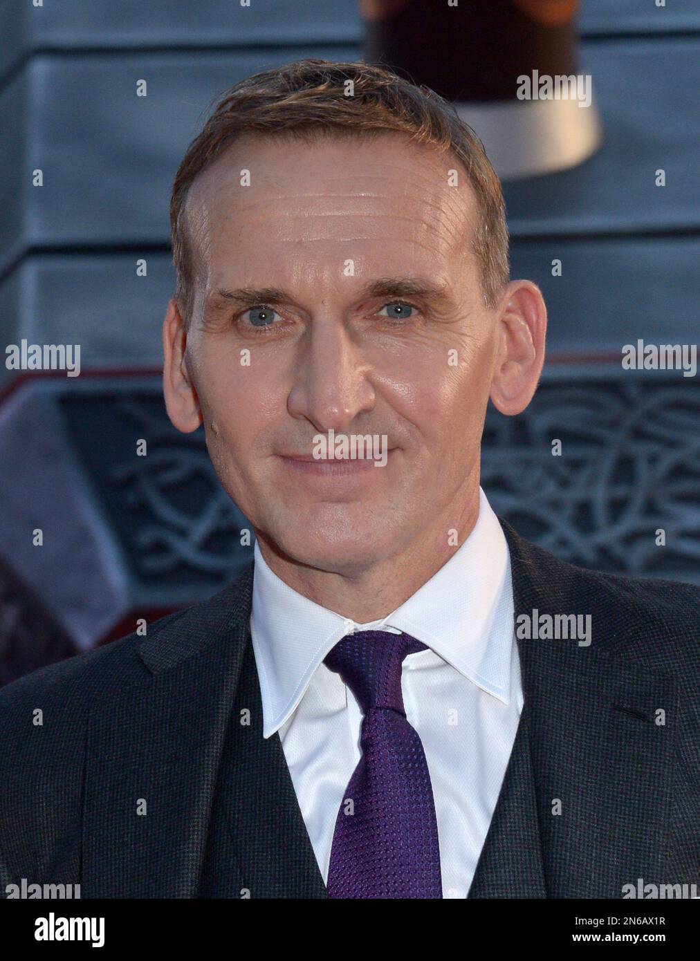 Actor Christopher Eccleston arrives on the red carpet for the World ...