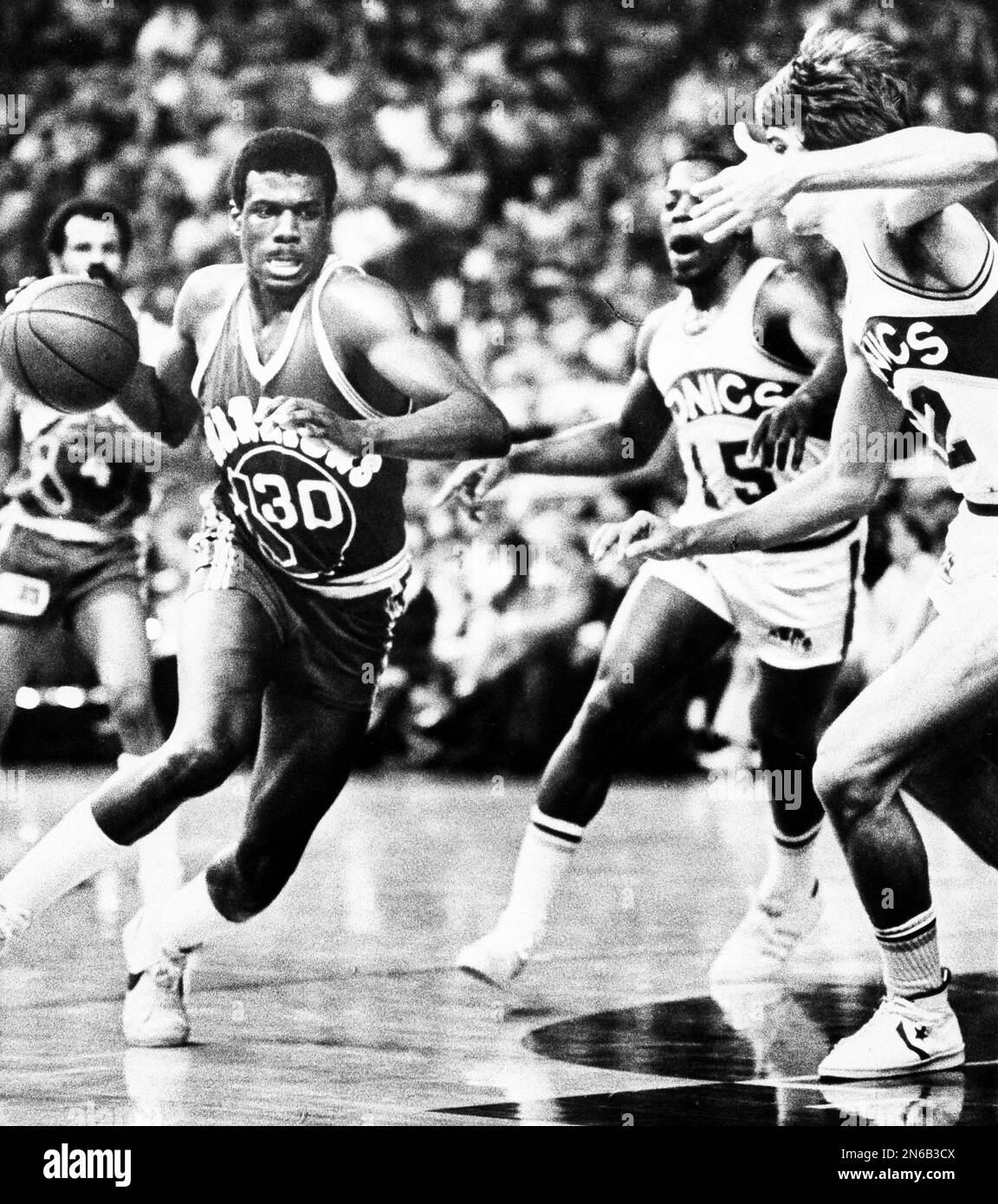 Golden State's Bernard King (30) shows a look of determination as he ...