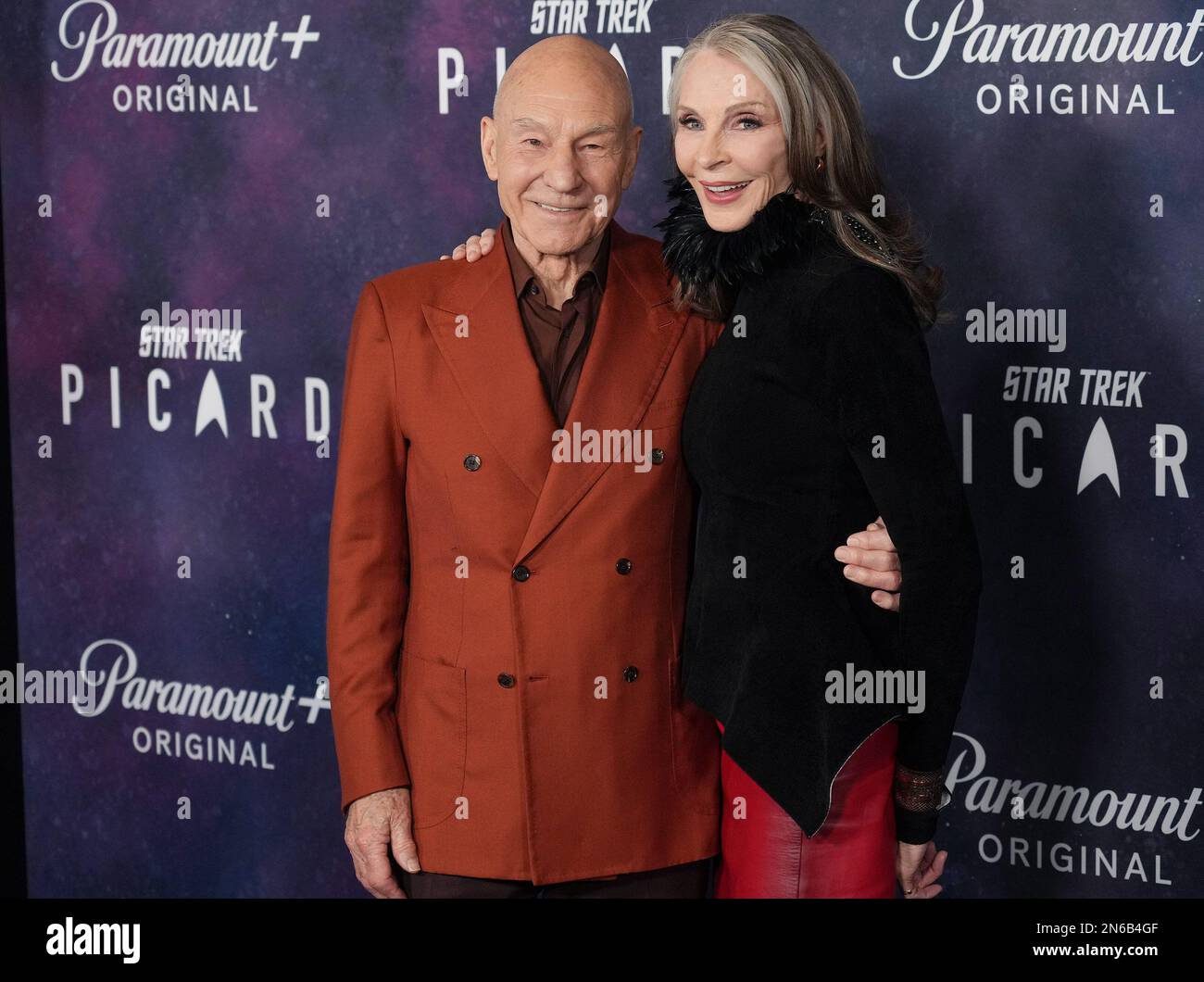 Hollywood, CA , February 9, 2023. (L-R) Patrick Stewart and Gates ...