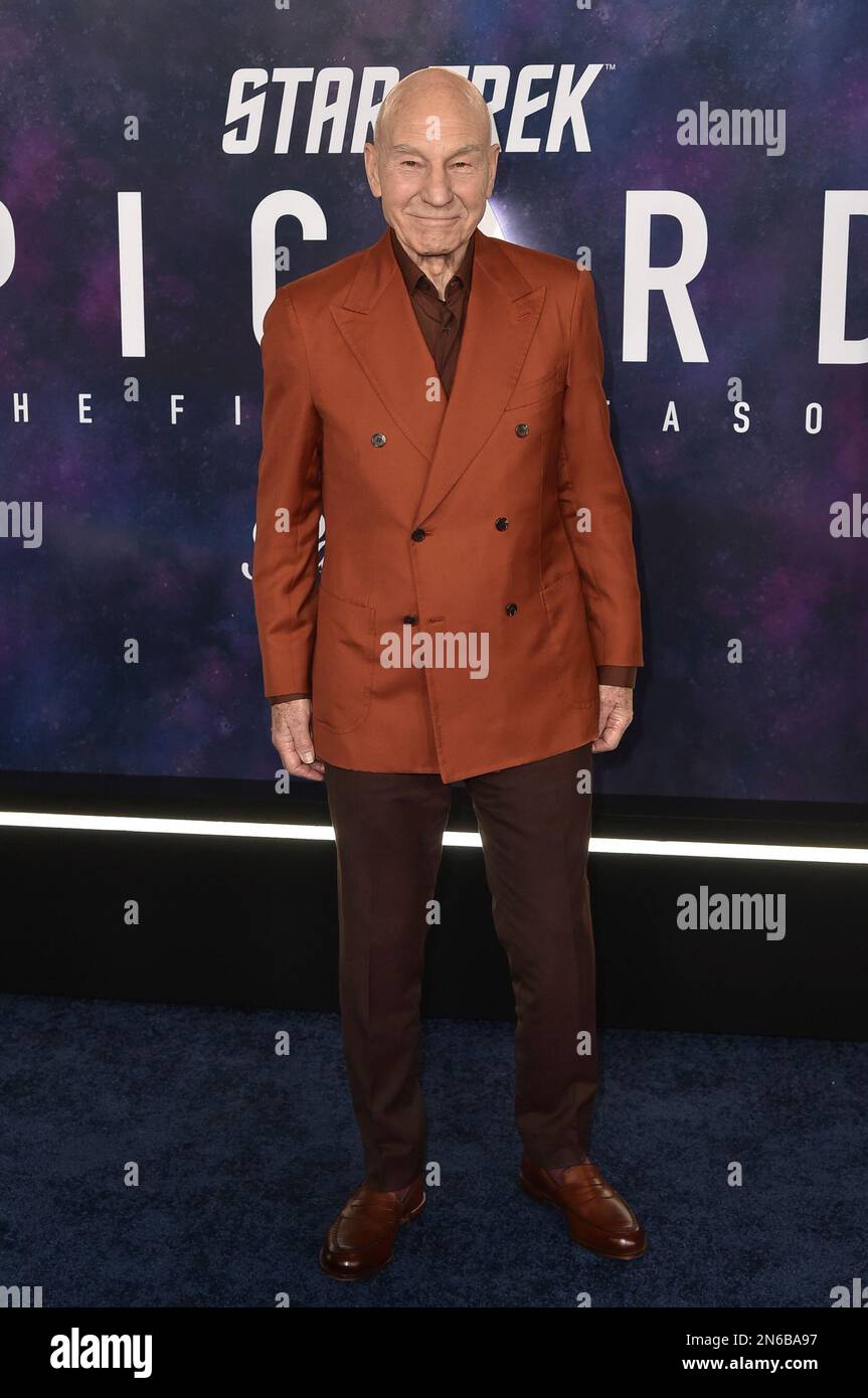 Patrick Stewart arrives at the premiere of the third and final season ...