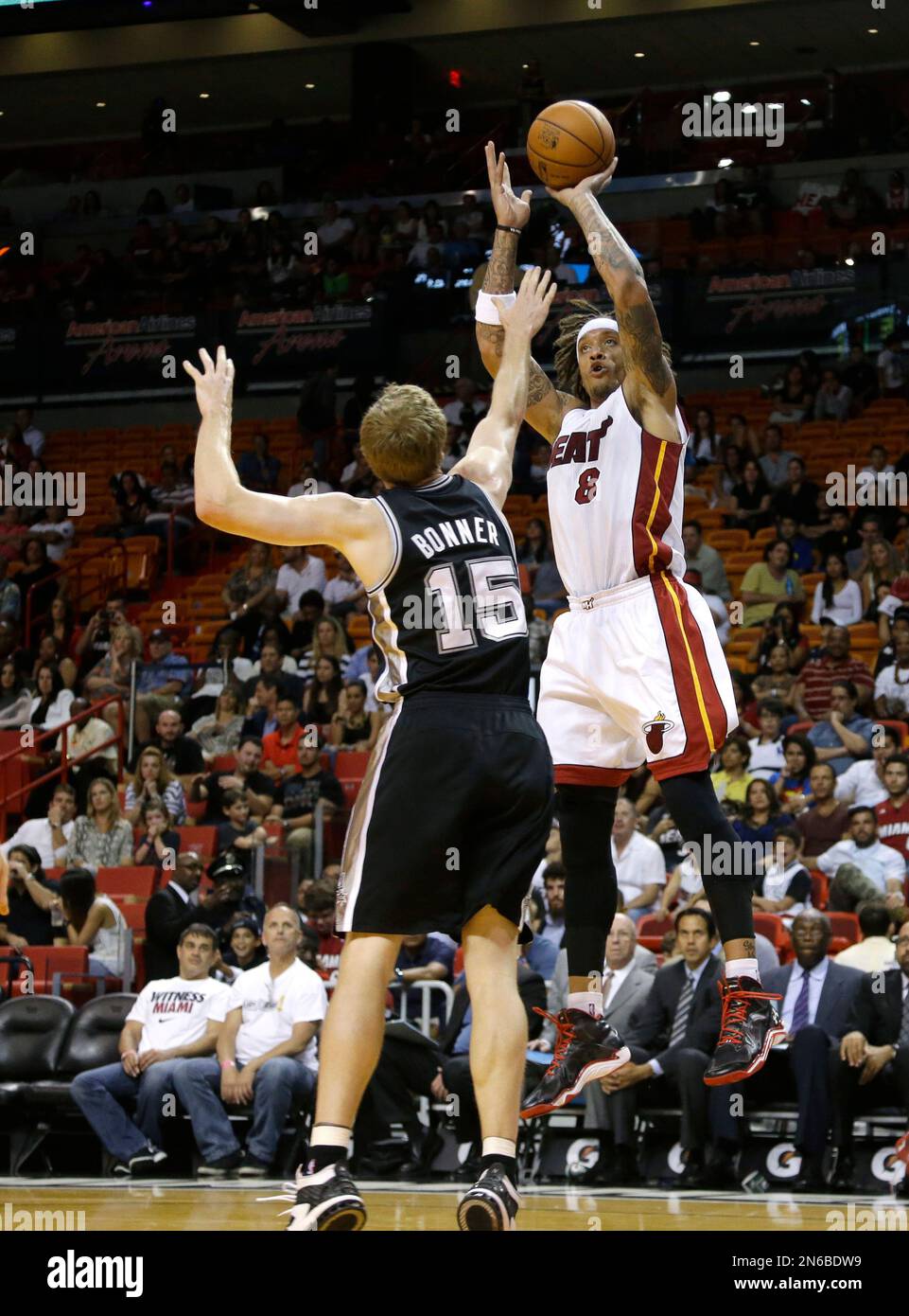 Matt Bonner Dunk