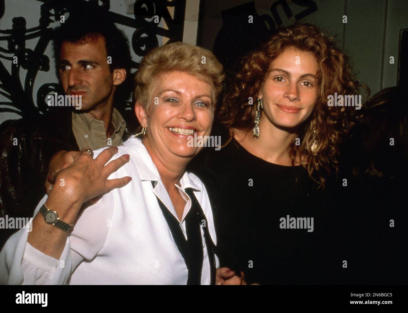 Julia Roberts and mother at the Fourth Annual IFP/West Independent ...