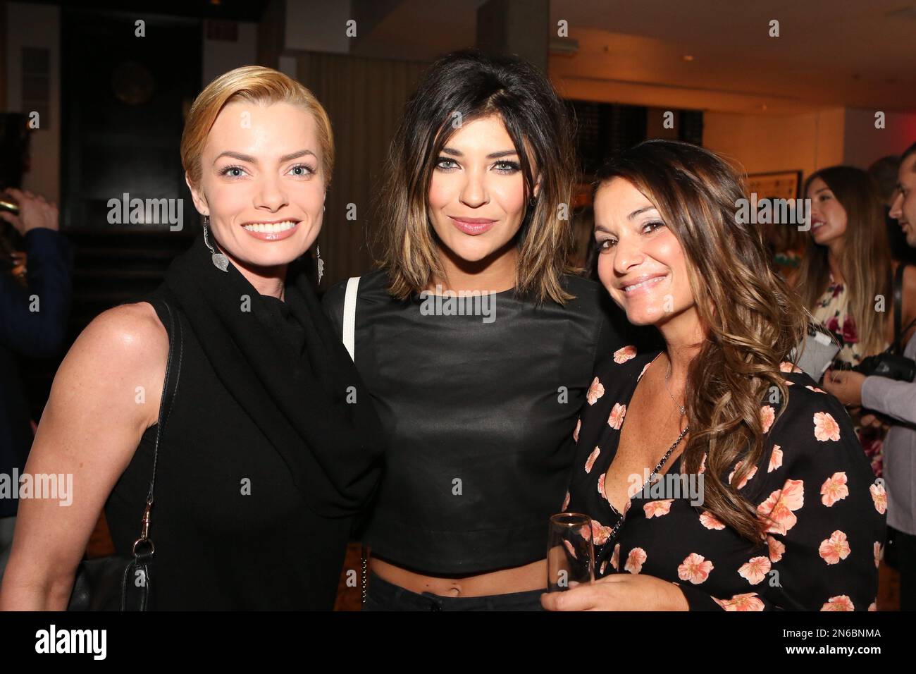 From left, actresses Jaime Pressly and Jessica Szohr pose with Denise ...
