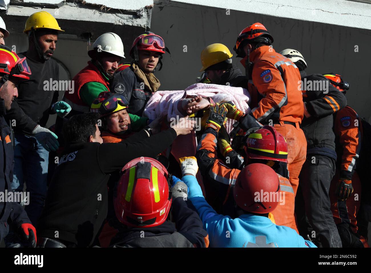 Antakya, T¨¹rkiye. 9th Feb, 2023. Members of the China Search and ...