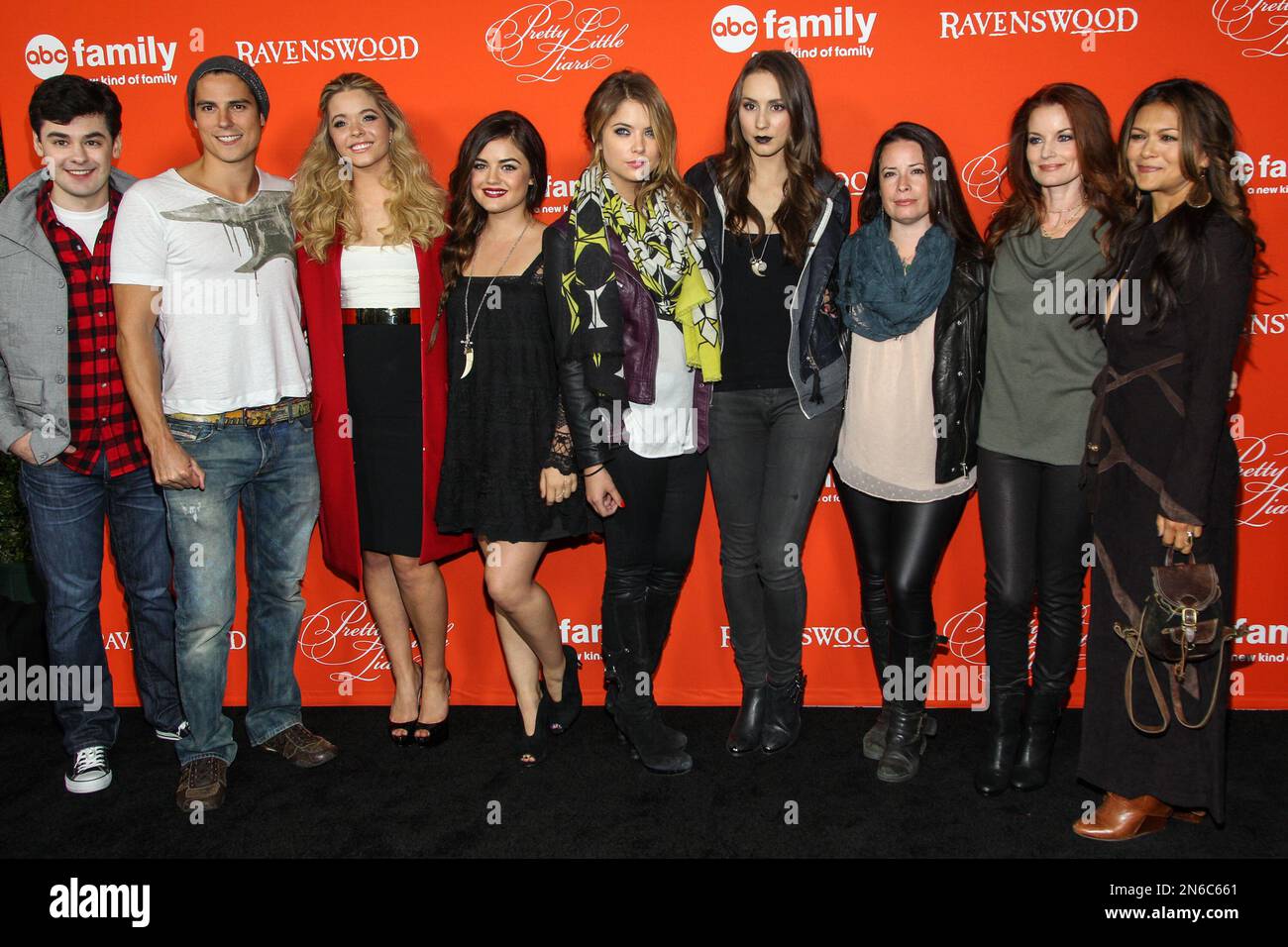 From left, actors Brendan Robinson, Sean Faris , Sasha Pieterse, Lucy ...