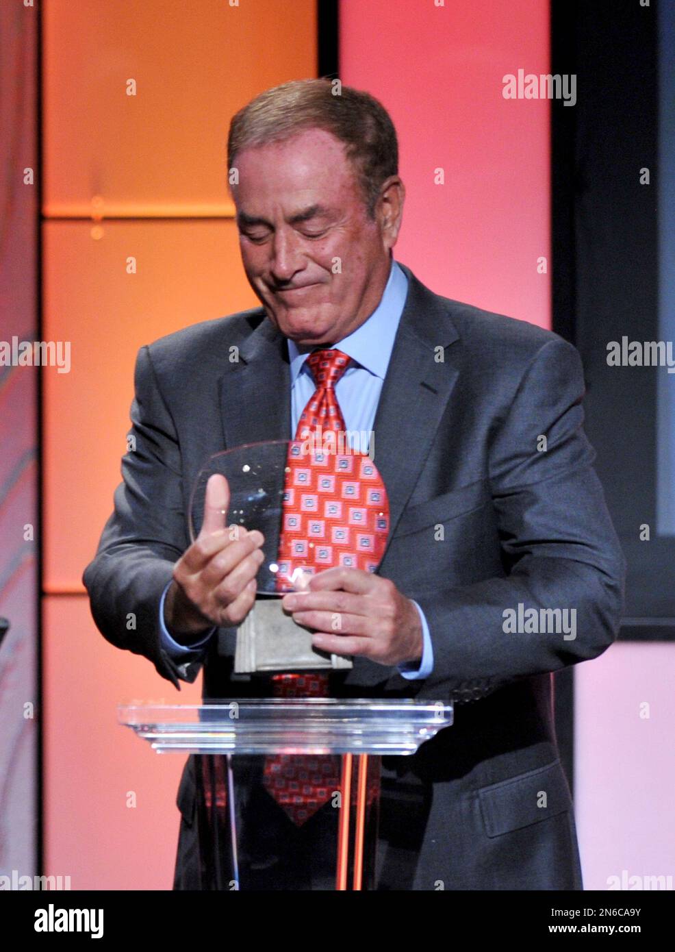 BEVERLY HILLS, CA - MARCH 11: Honoree Al Michaels speaks onstage at the ...