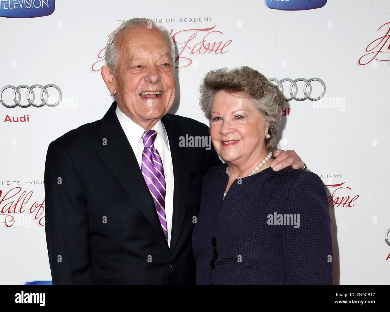 BEVERLY HILLS, CA - MARCH 11: Honoree Bob Schieffer (L) and his wife ...