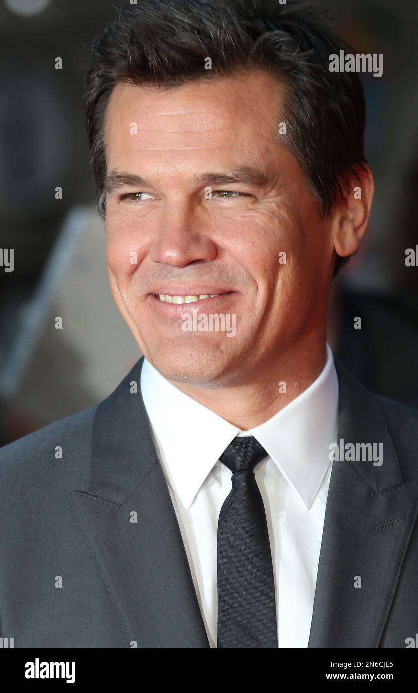U.S actor Josh Brolin smiles as he arrives on the red carpet for the ...