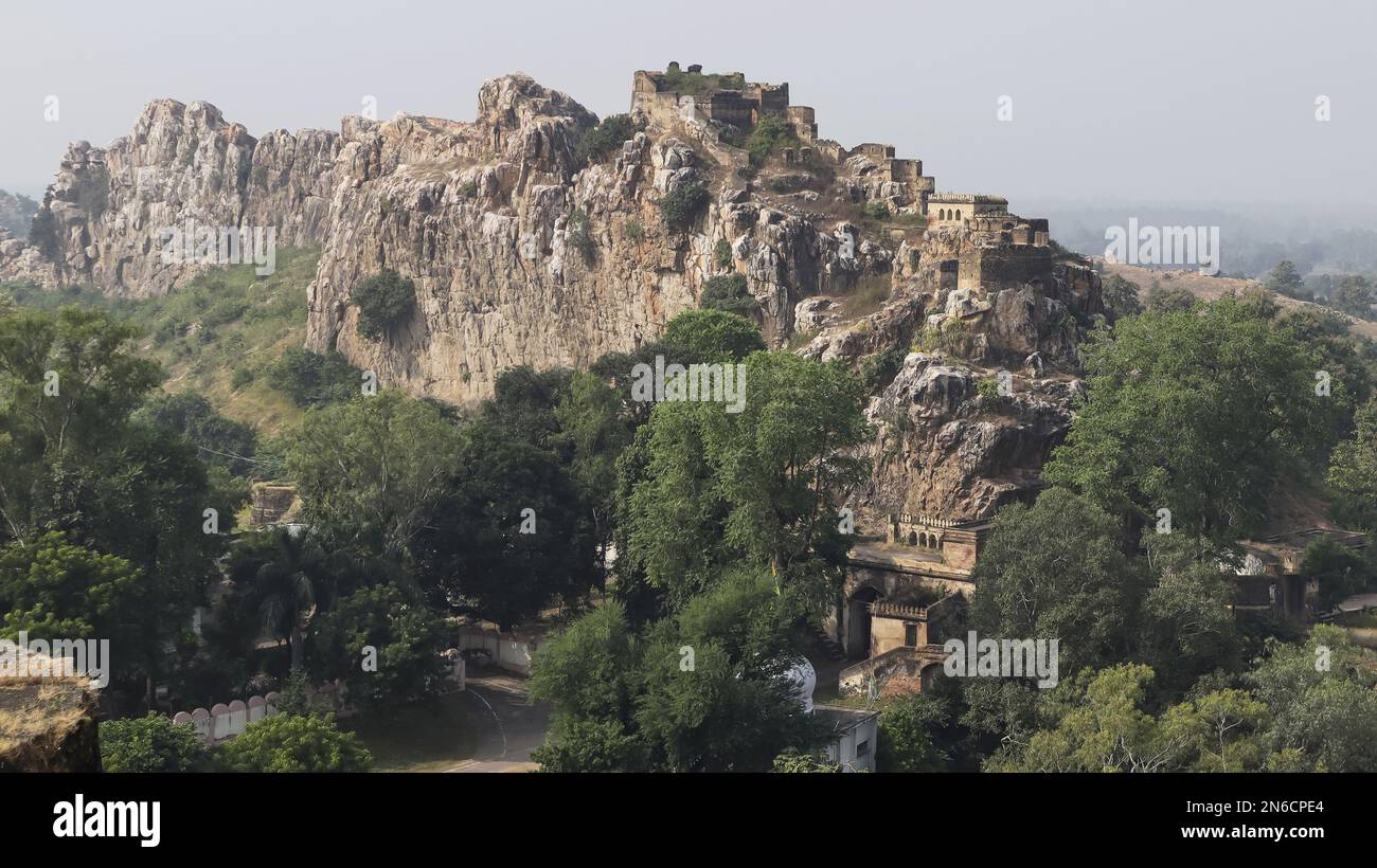 Old Ruined Fortress of Baldevgarh Fort, Tikamgarh, Madhya Pradesh ...