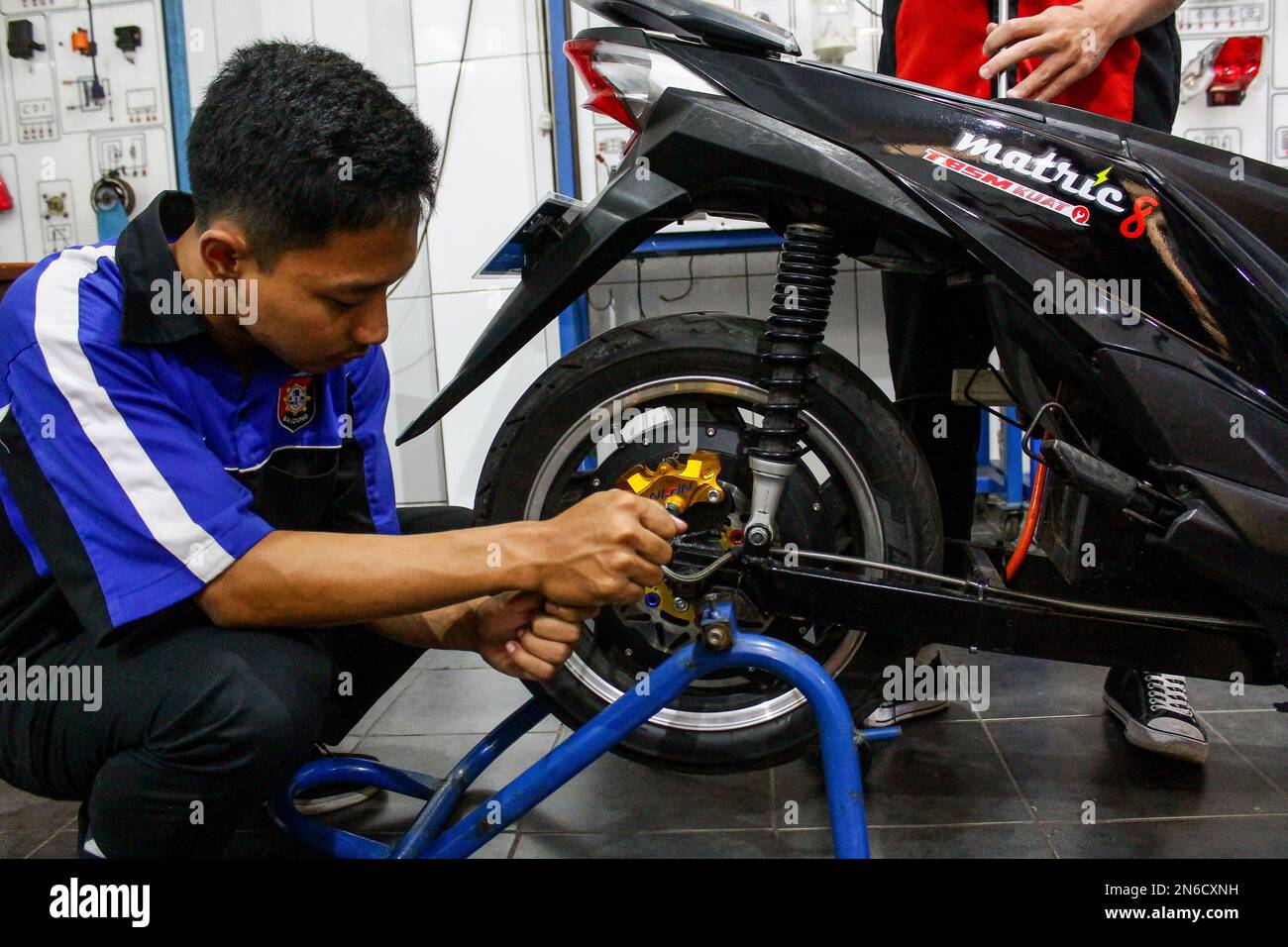 Bandung, West Java, Indonesia. 10th Feb, 2023. Students check the ...