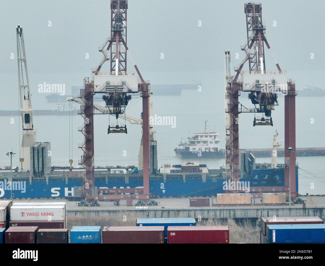 Aerial photo shows the busy scene of the container terminal of Yangzhou ...