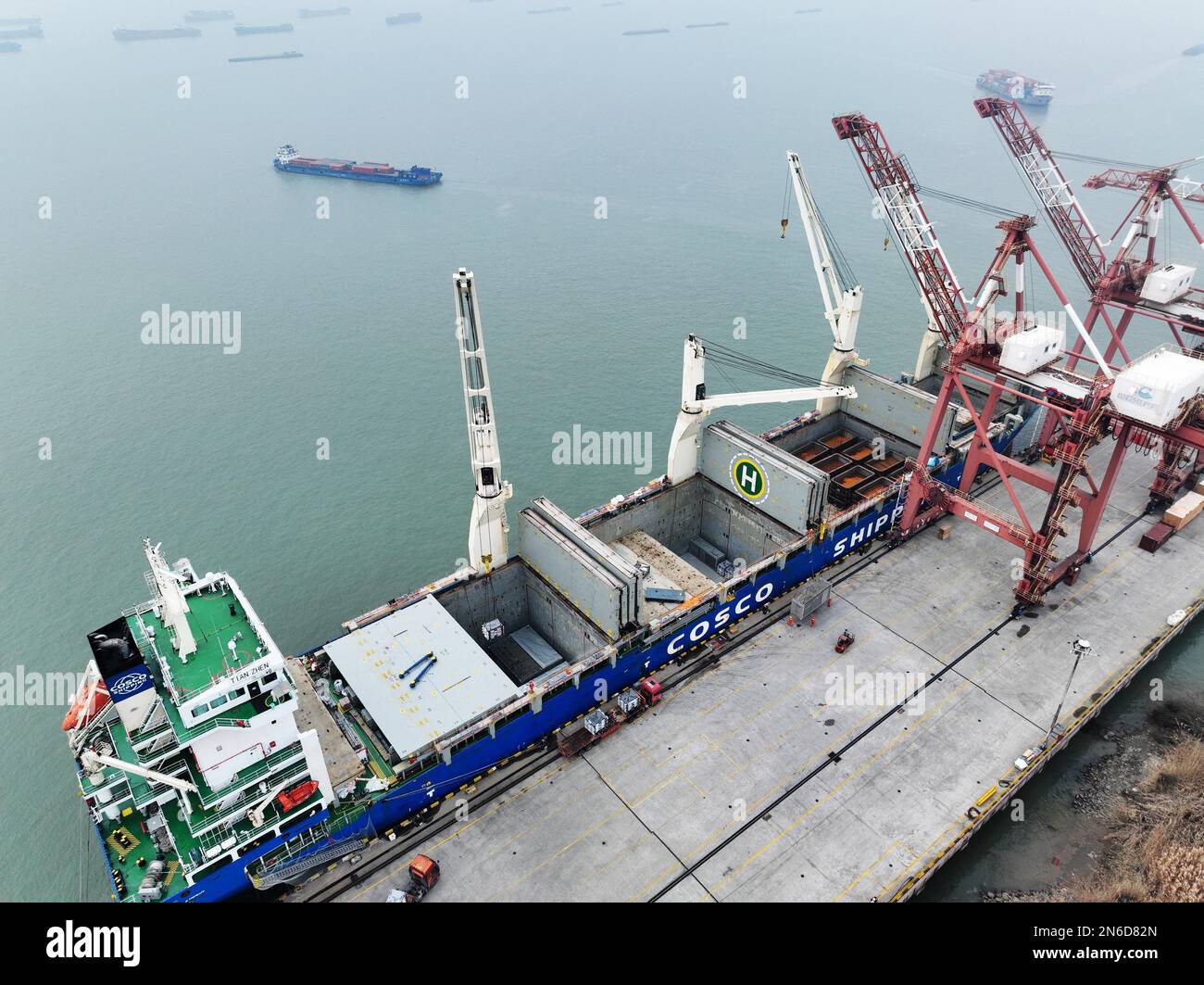 Aerial photo shows the busy scene of the container terminal of Yangzhou ...