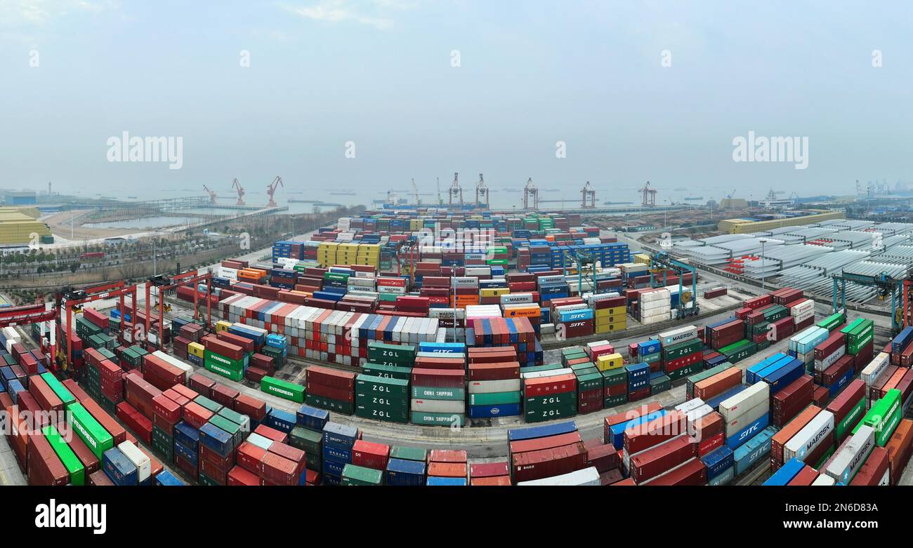 Aerial photo shows the busy scene of the container terminal of Yangzhou ...