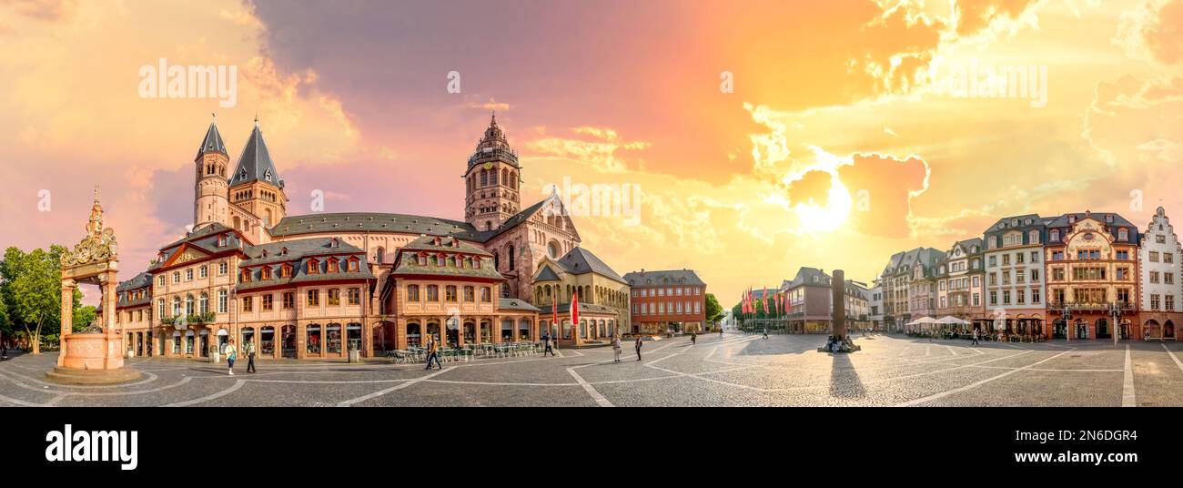 Historical city of Mainz, Germany Stock Photo - Alamy