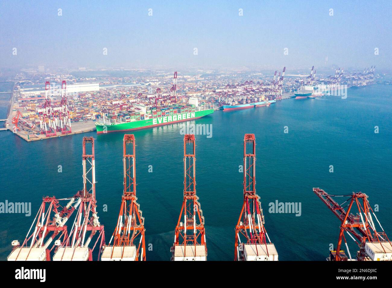 QINGDAO, CHINA - FEBRUARY 10, 2023 - Aerial photo taken on Feb. 10 ...