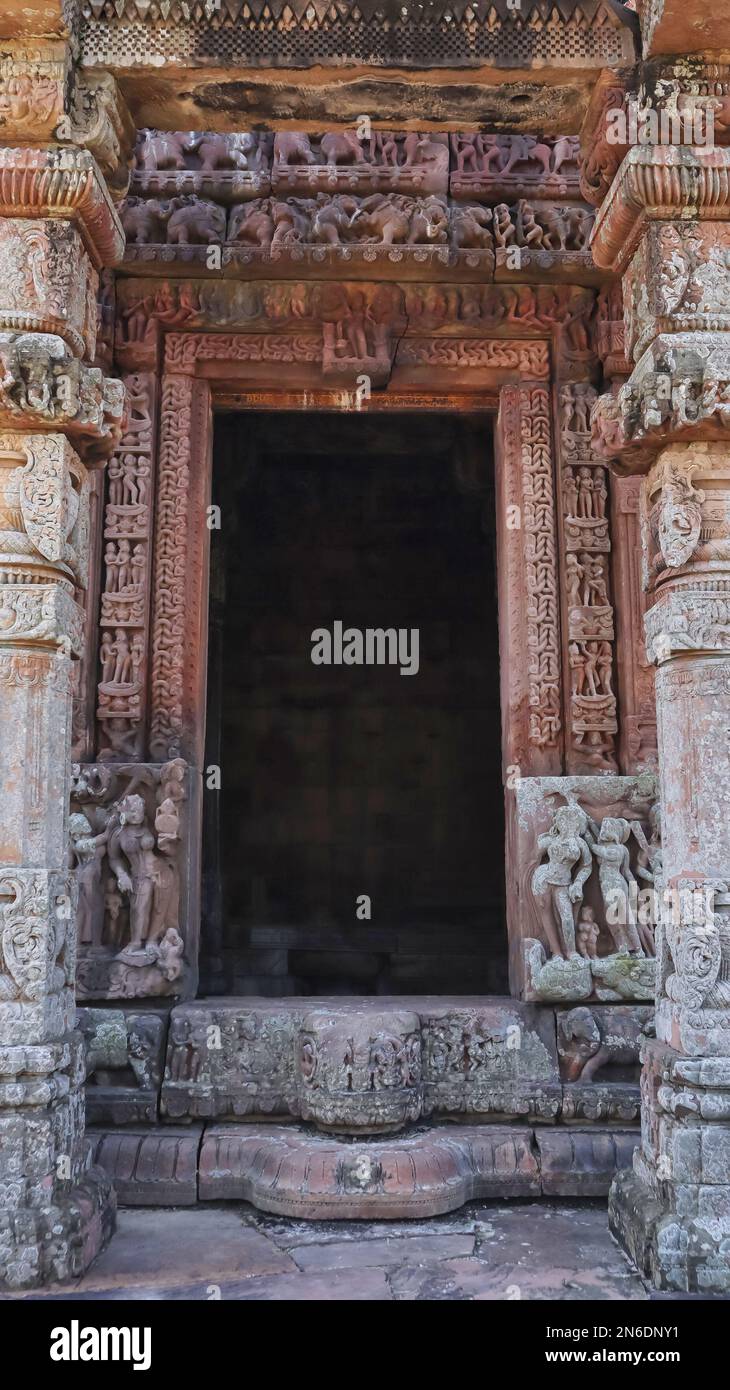 Carved Entrance of Gadarmal Temple, Pathari, Vidisha, Madhya Pradesh ...