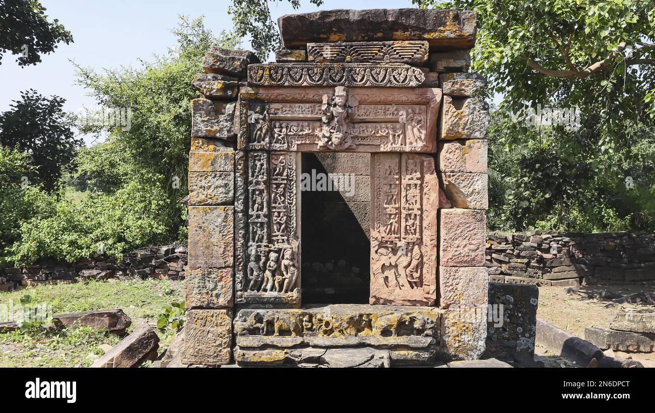 Ruined Carvings of Dashavatar Vishnu Temple Premises, Pathari, Vidisha ...