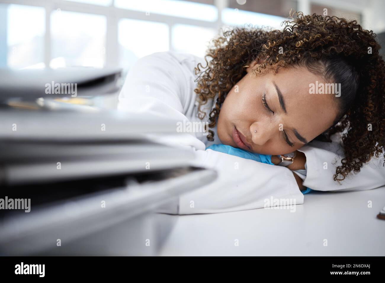 Female scientist working on desk hi-res stock photography and images ...