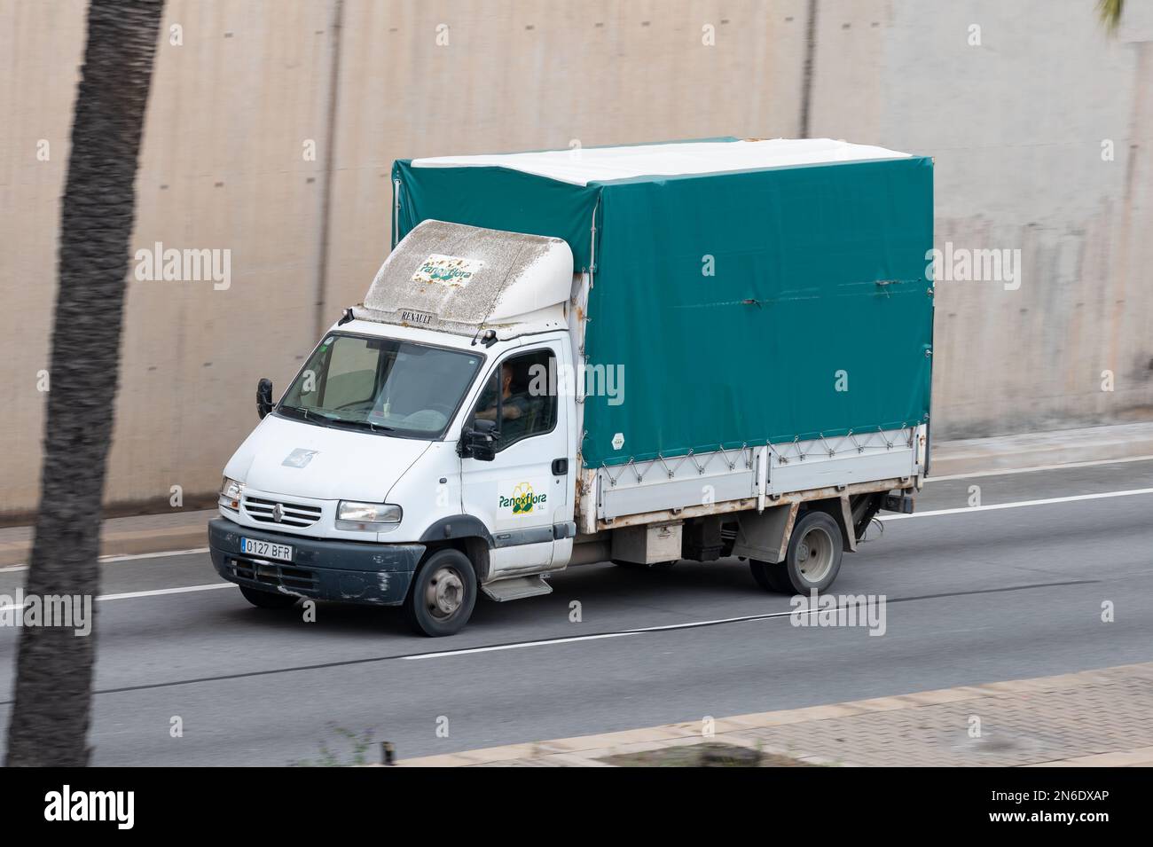 A white Renault Master truck on road Stock Photo - Alamy