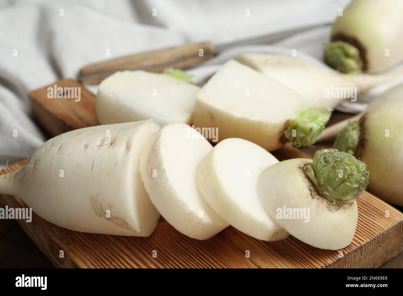 White turnip hi-res stock photography and images - Alamy