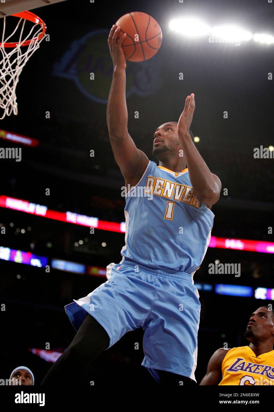 Denver Nuggets guard Jordan Hamilton (1) delivers a layup against Los ...