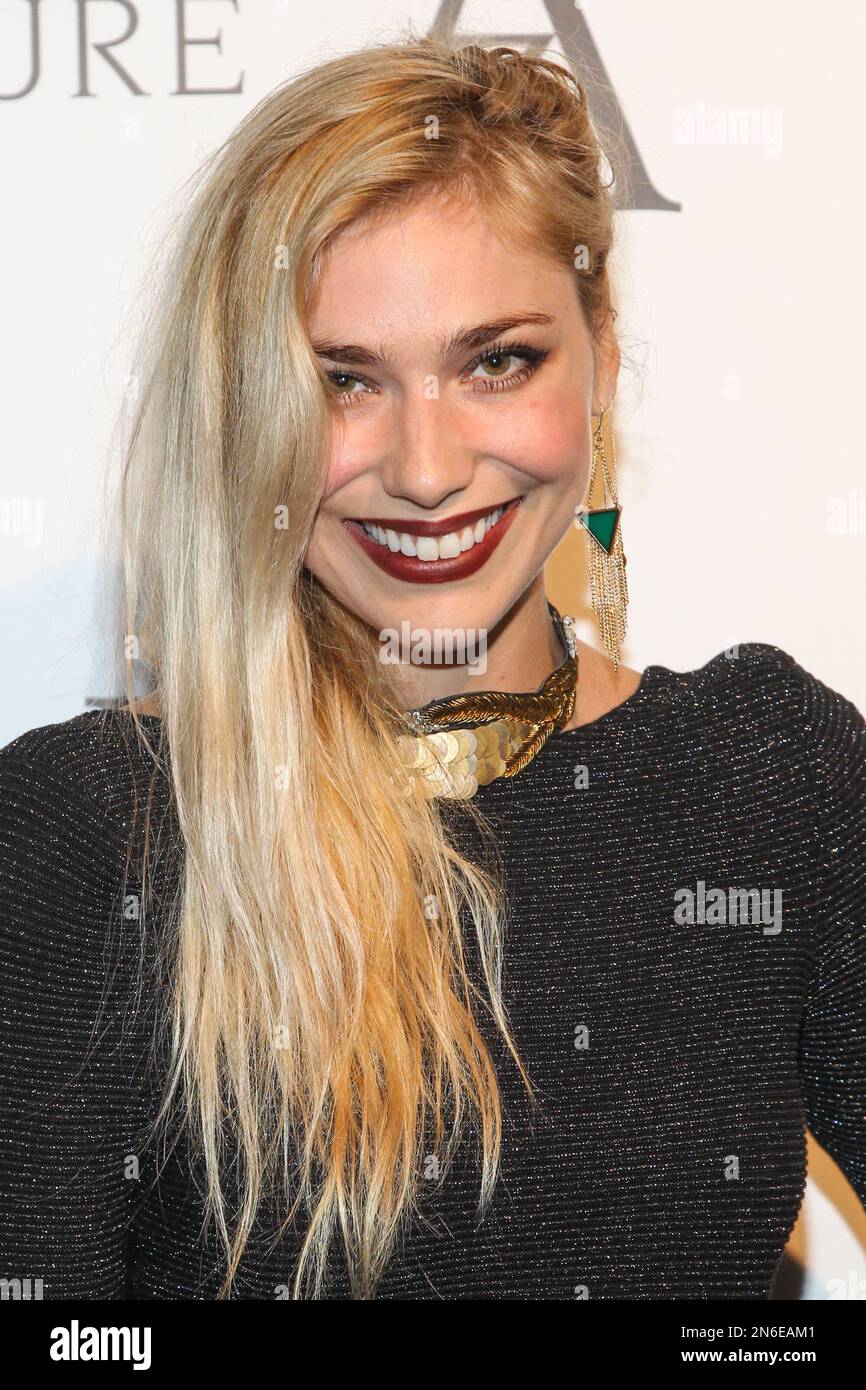 Actress Shoshana Bush arrives at The Black Diamond Affair at the Sunset ...