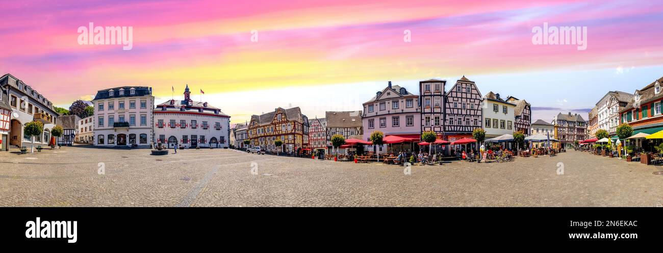 Old city of Linz am Rhein, Germany Stock Photo - Alamy