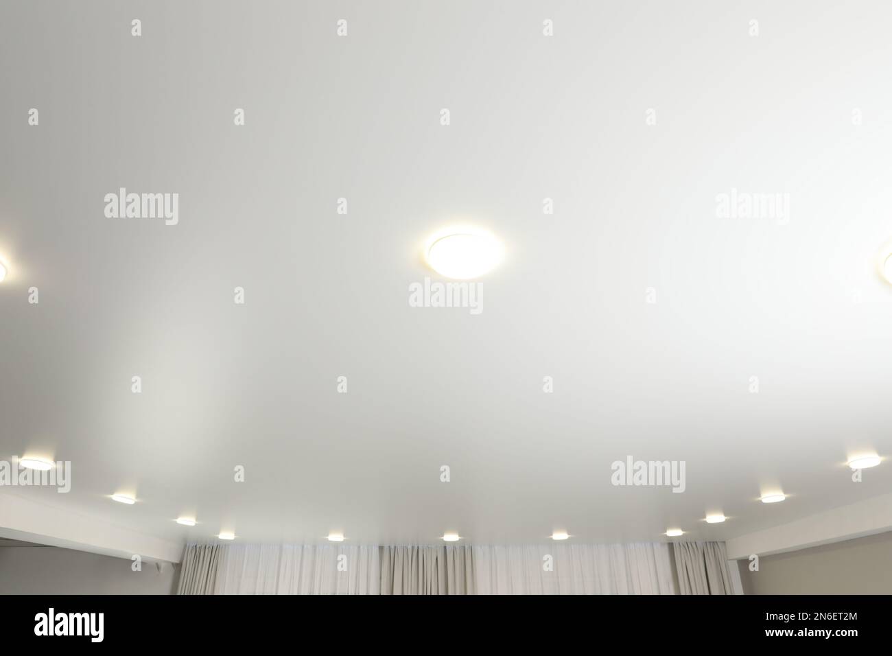 Minimalist ceiling view hi-res stock photography and images - Alamy