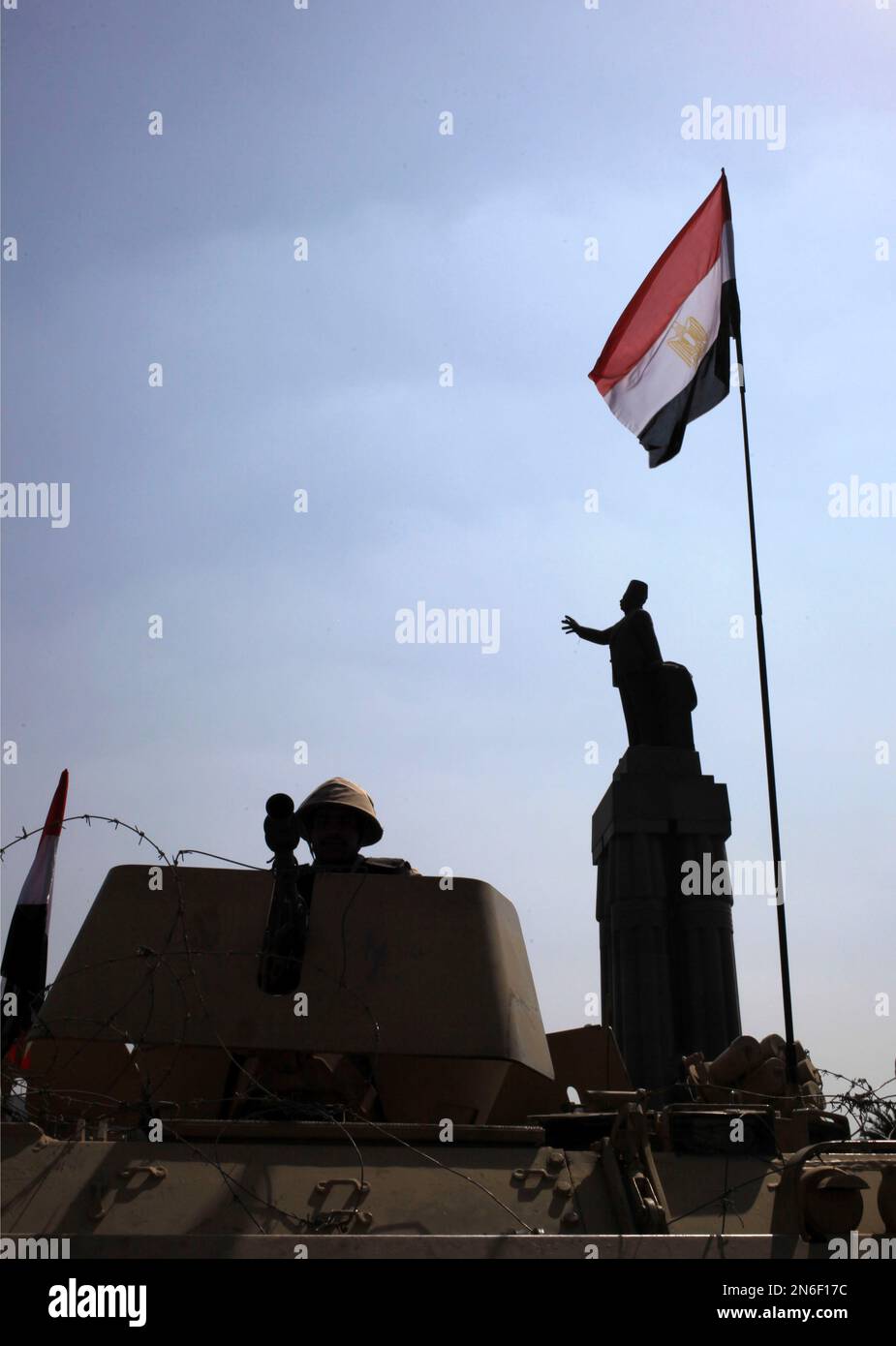 RETRANSMISSION FOR ALTERNATE CROP - An Egyptian army armored vehicle ...