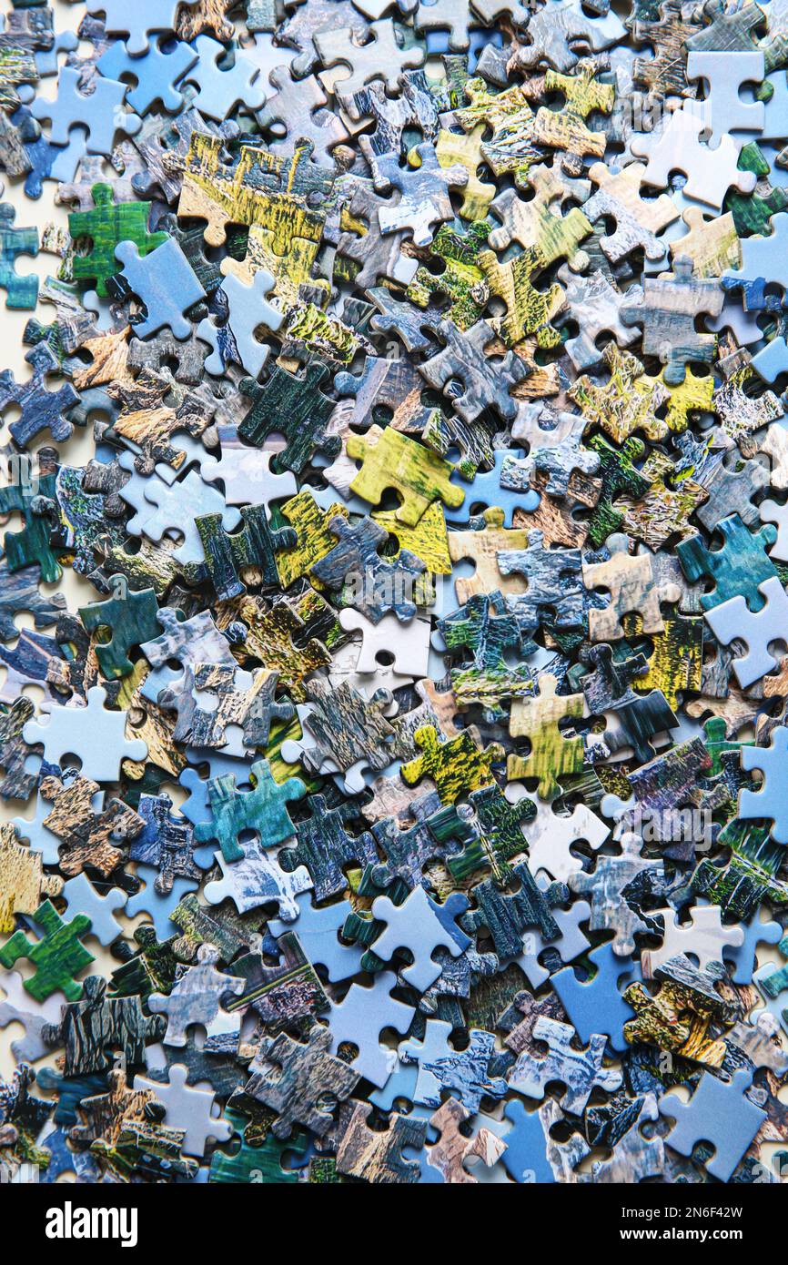 Picture jigsaw puzzles hi-res stock photography and images - Alamy