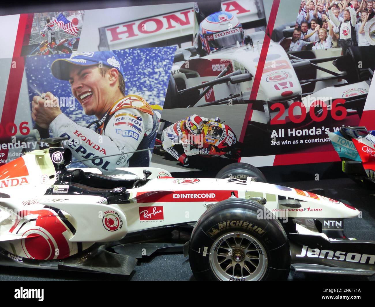 Tokyo auto show hi-res stock photography and images - Alamy