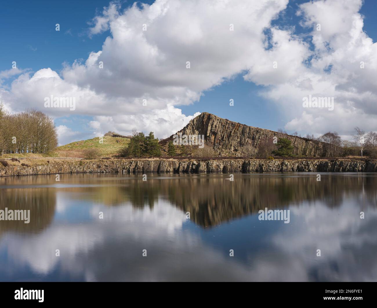 Cawfields Crag on an spring afternoon, Hadrian's Wall Country ...