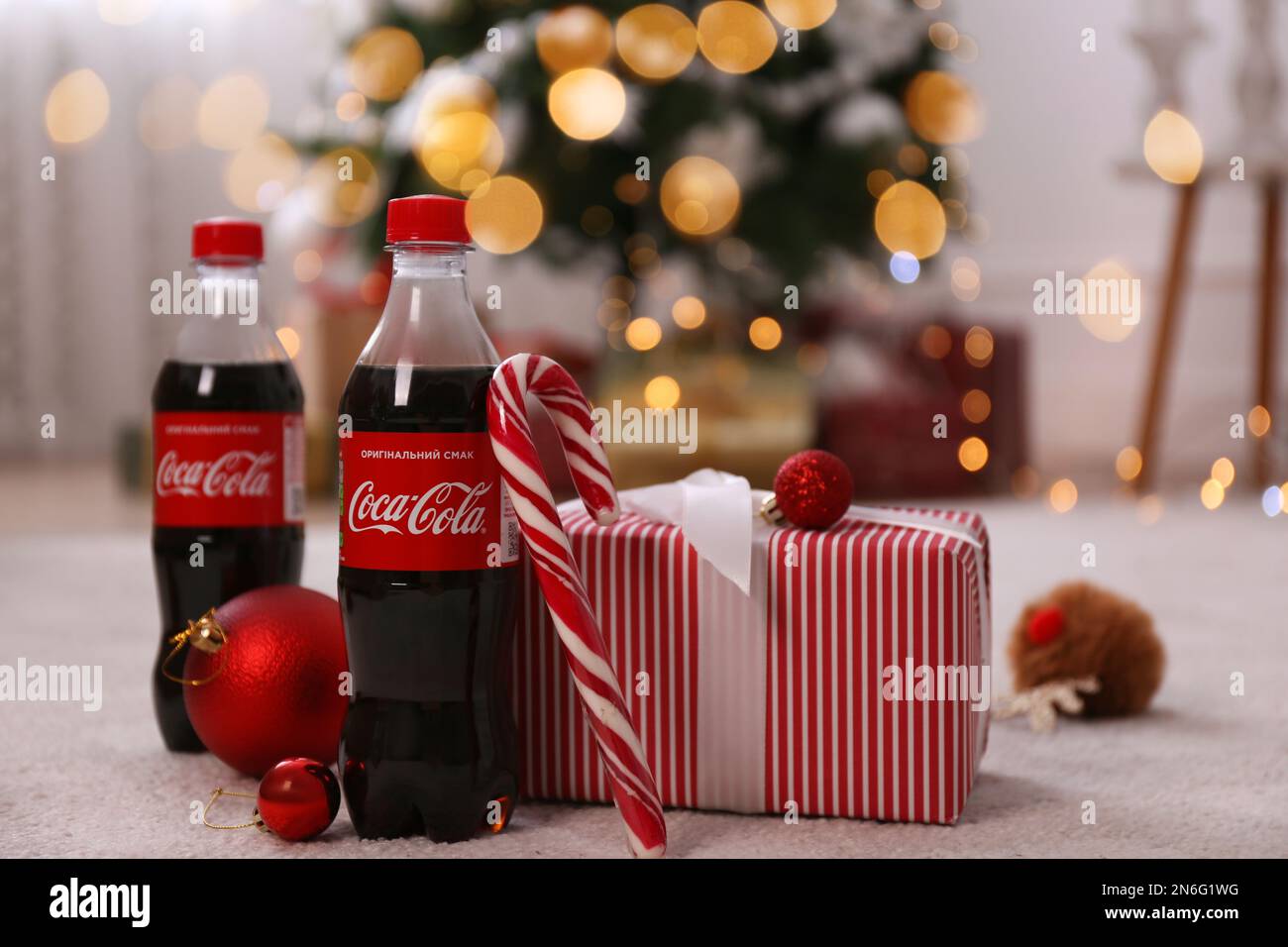 Coke can floor hi-res stock photography and images - Alamy