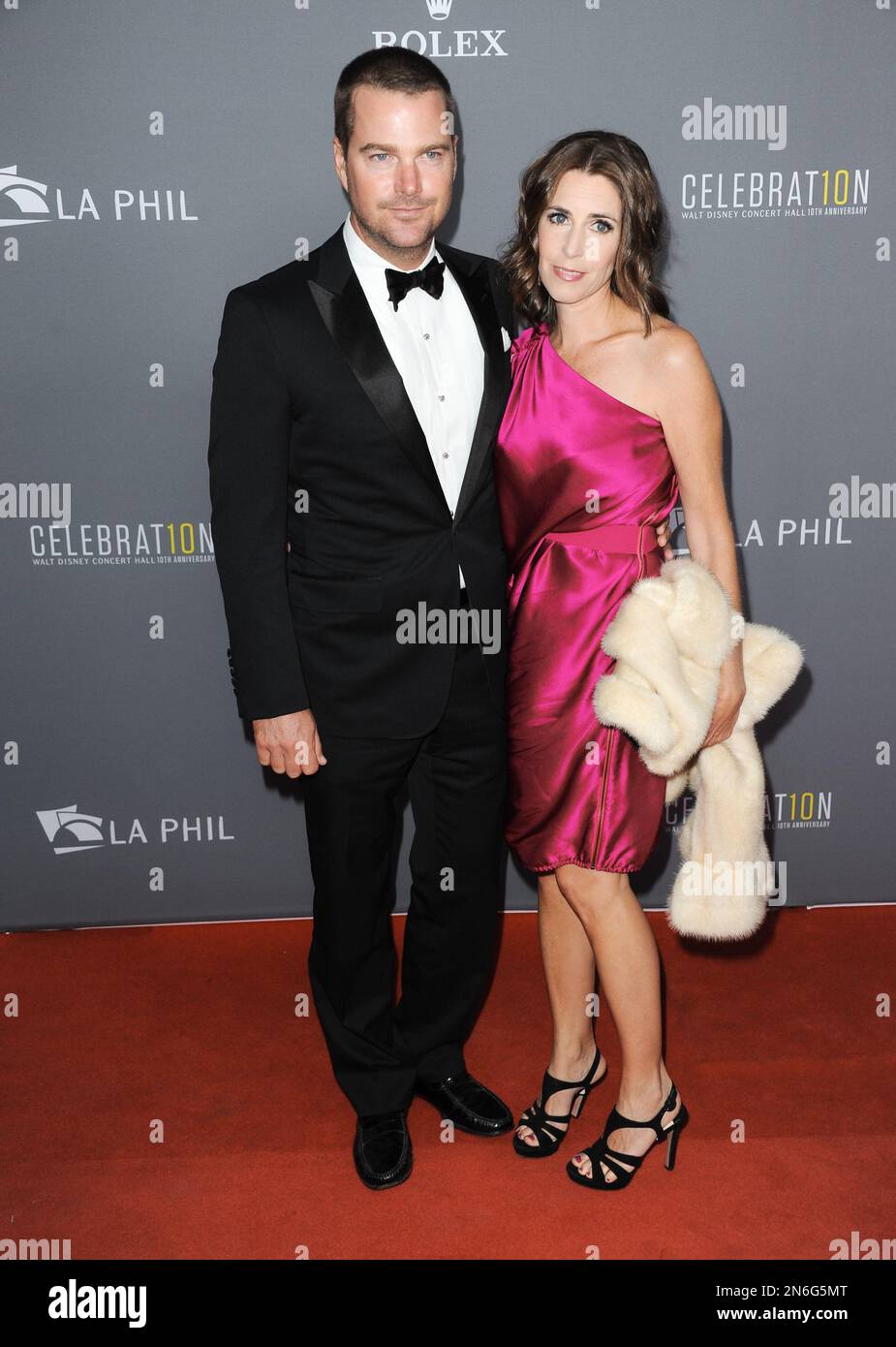 Chris O'Donnell, left, and Caroline Fentress arrive at the LA ...