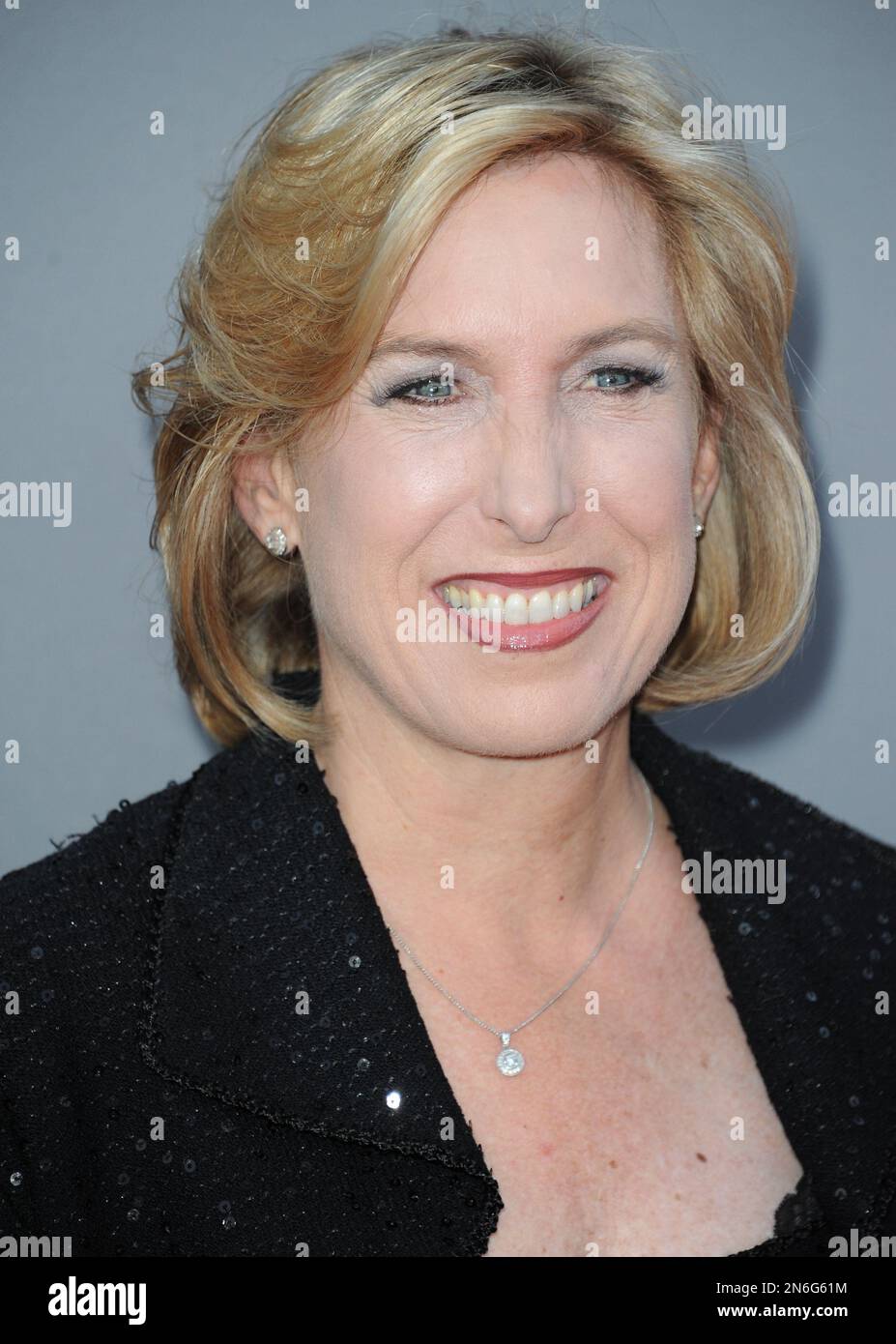 Wendy Greuel arrives at the LA Philharmonic’s Walt Disney Hall 10th ...