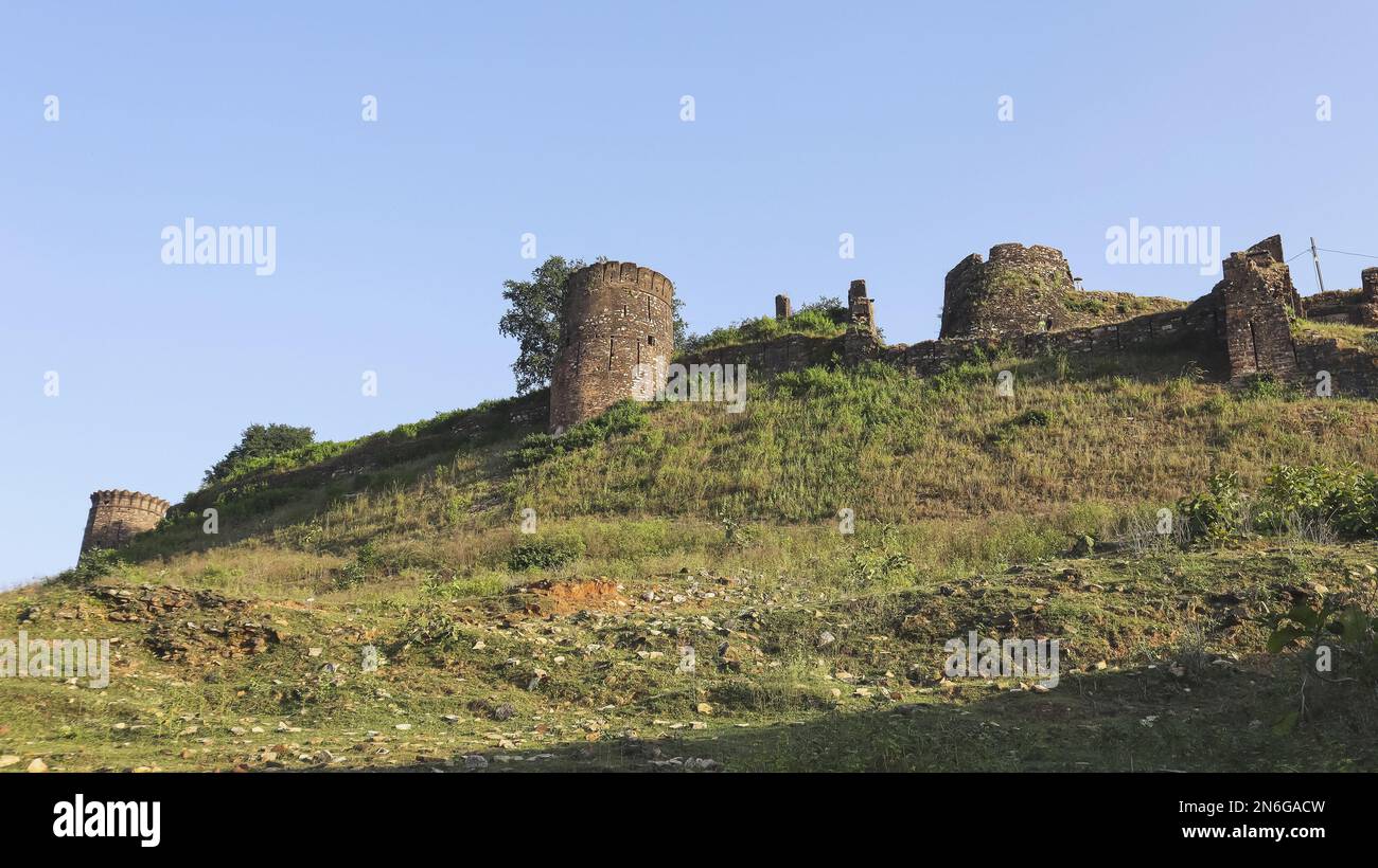 Ruined Fortress of Rahatgarh Fort, Sagar, Madhya Pradesh, India Stock ...