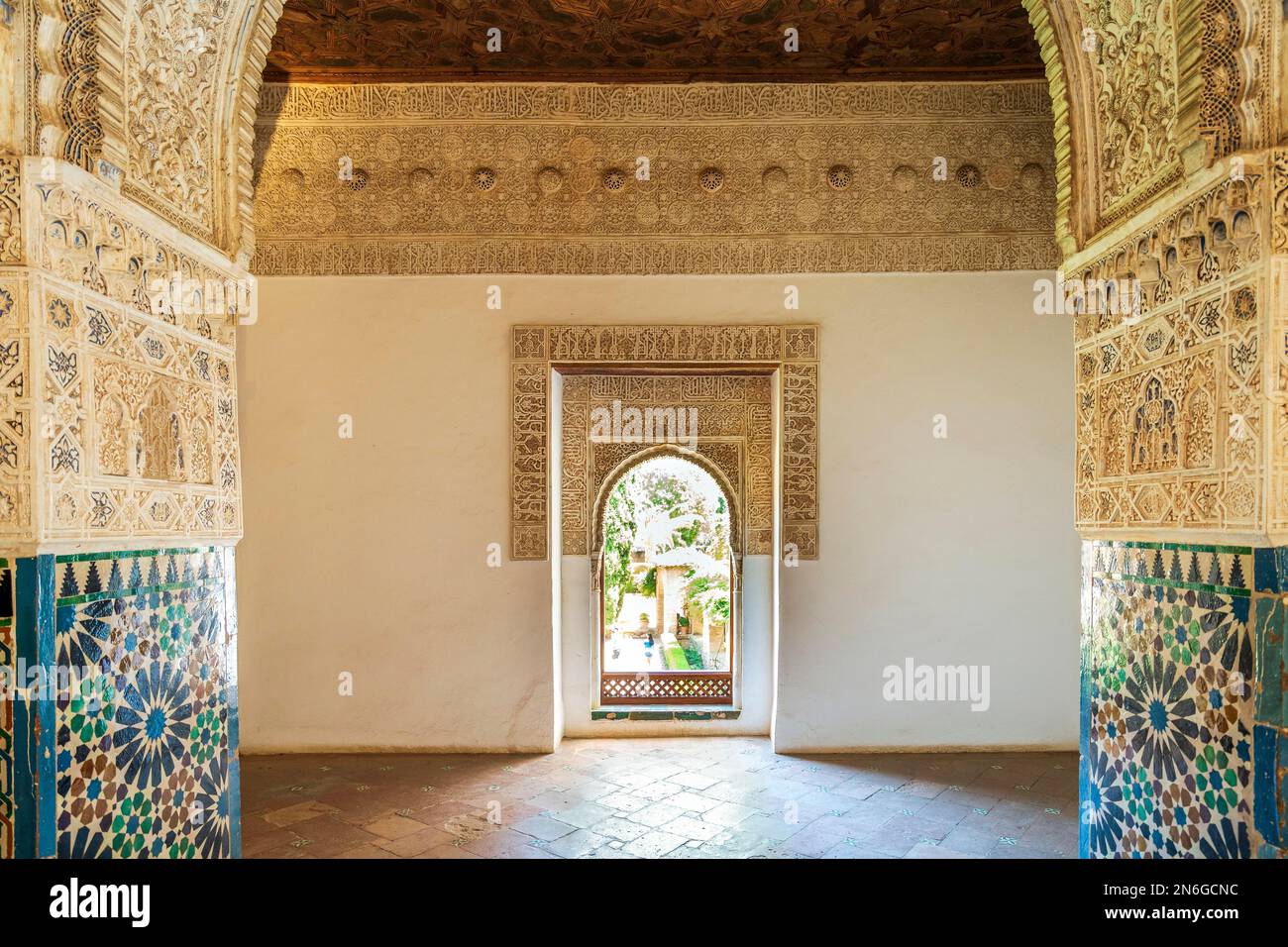 Arabic interior of The Hall of the kings in Alhambra palace complex ...