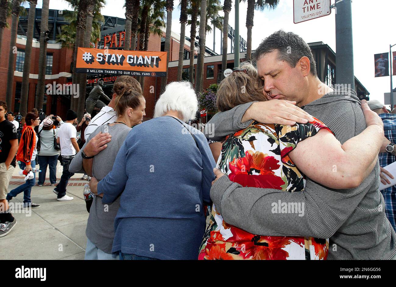 Robert Preece, right, father of fatally stabbed Los Angeles Dodgers fan ...