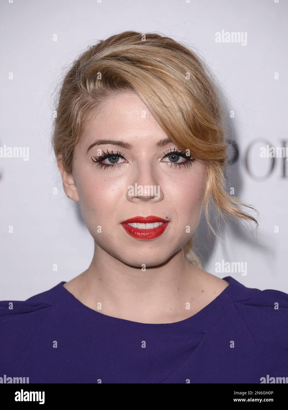 Actress Jennette McCurdy arrives at the Teen Vogue Young Hollywood ...