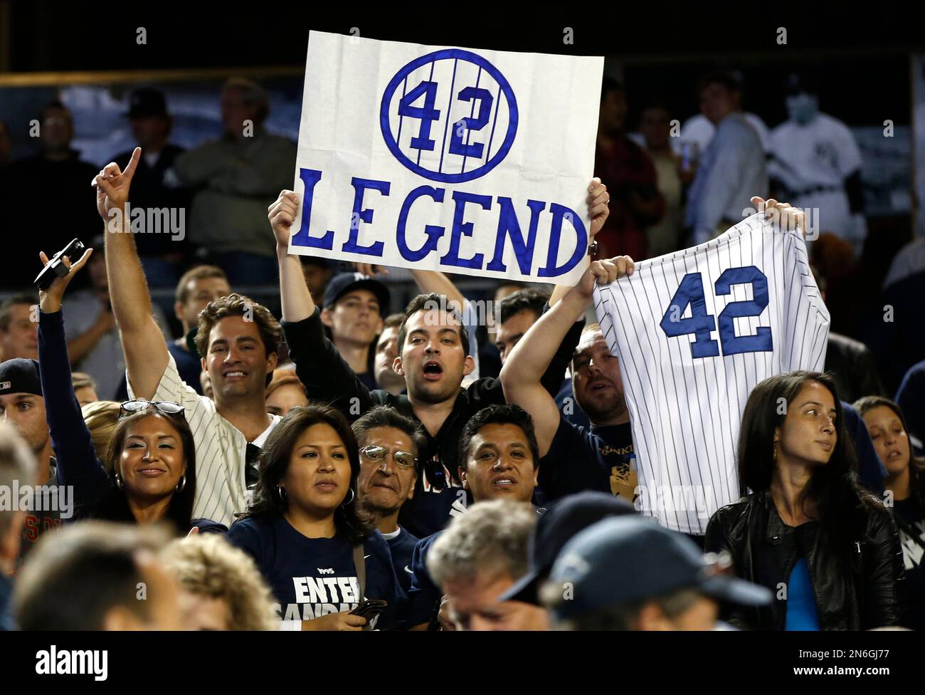 File-This Sept. 26, 2013 file photo shows fans of New York Yankees ...